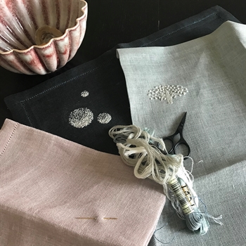 Sommerfuglen | Strik- og broderi butik online & København